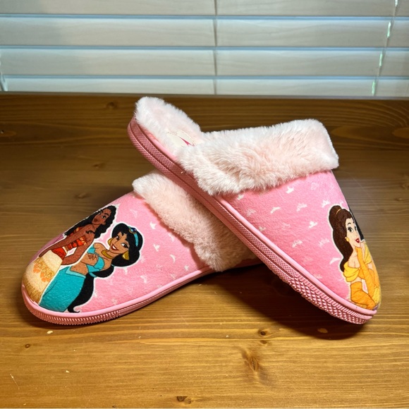 Disney | Shoes | Disney Princess Pink Big Gurls Slipon Slippers Nwt ...
